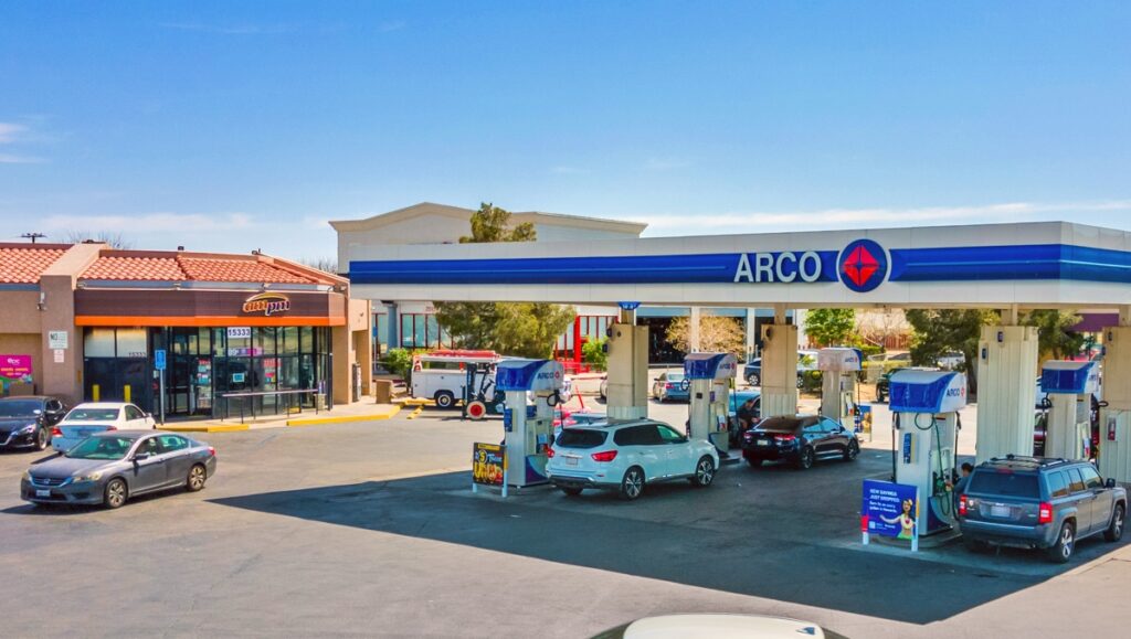 Progressive Real Estate Partners Brokers $7.9M Sale of ARCO Gas Station ...